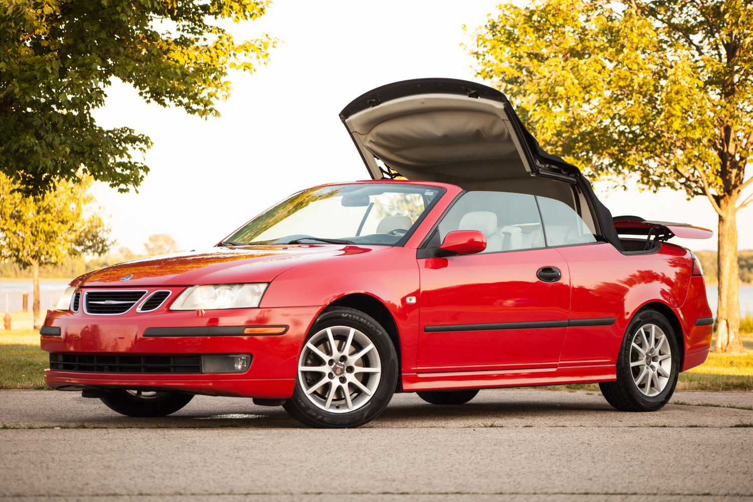 World-Auto-Sales-2004-Saab-Red-5 | Car Dealership in Philadelphia