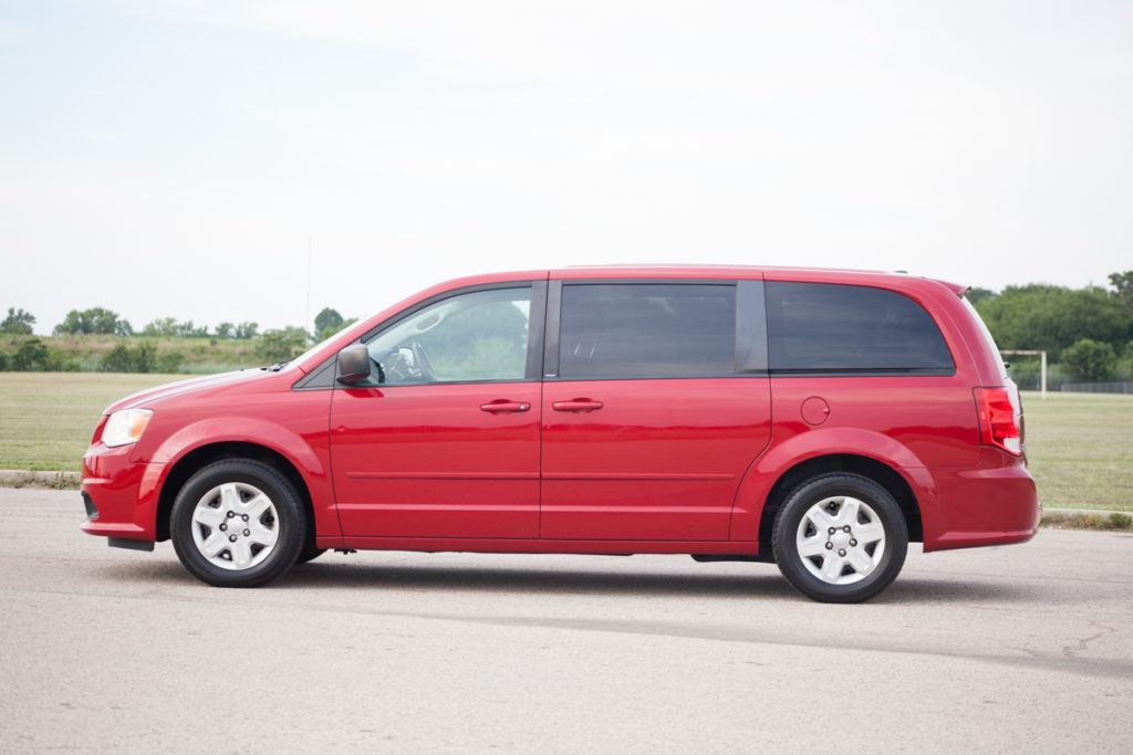 used-dodge-grand-caravan-for-sale-red (16 of 40) | Car Dealership in ...