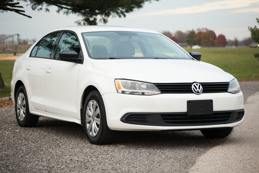 vw-white (61 of 36) | Car Dealership in Philadelphia