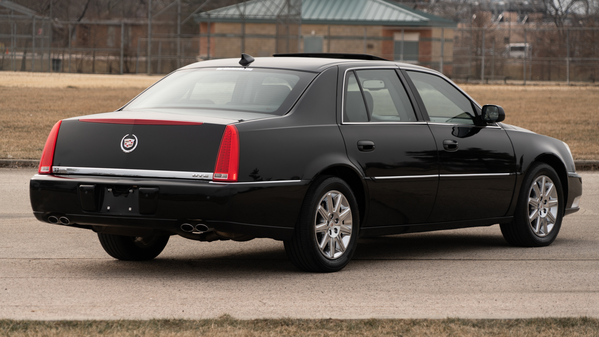 2011-cadillac-dts05 | Car Dealership in Philadelphia